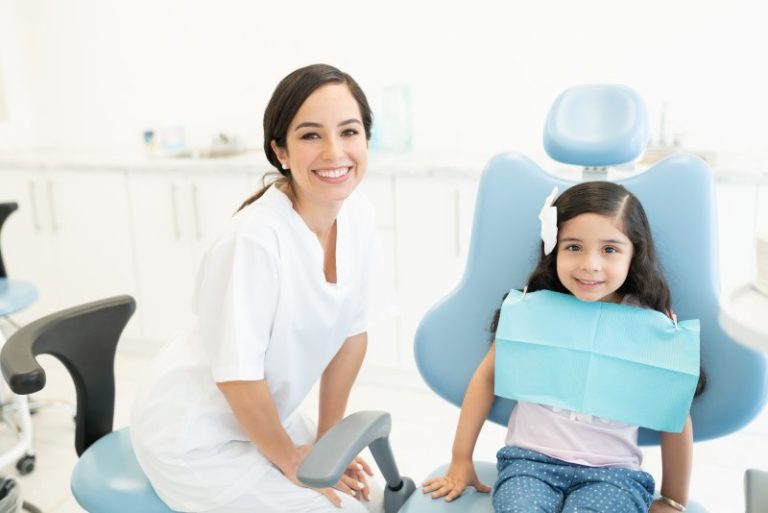 Children's First Dental Visit | Young Smile | Hamilton Pediatric Dental ...